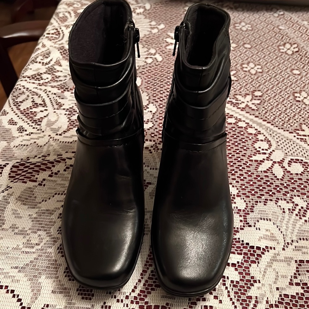 Women’s Earth Origins Ankle Boots - Gem